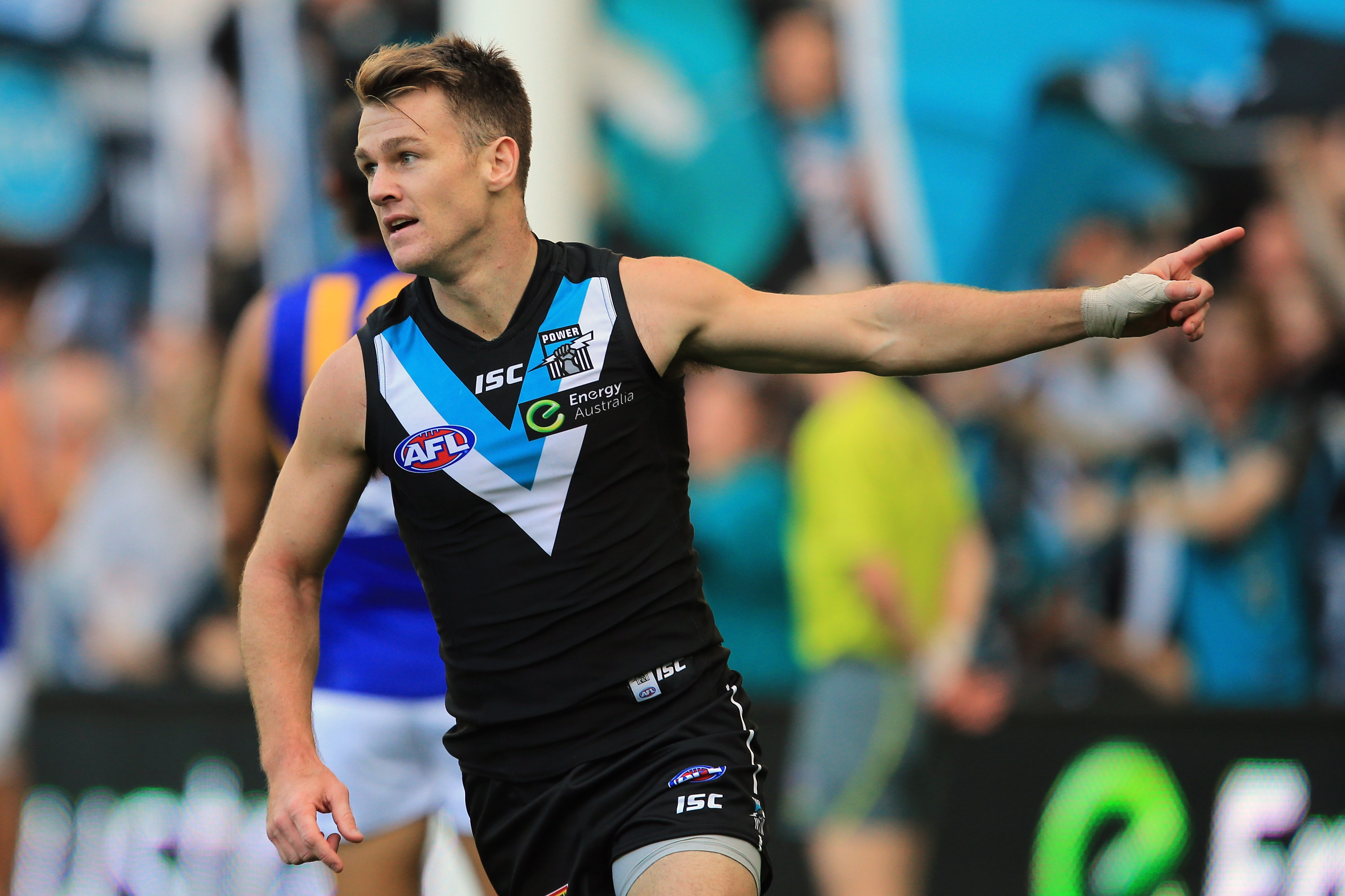 Dual John Cahill Medallist Robbie Gray extends contract by one year