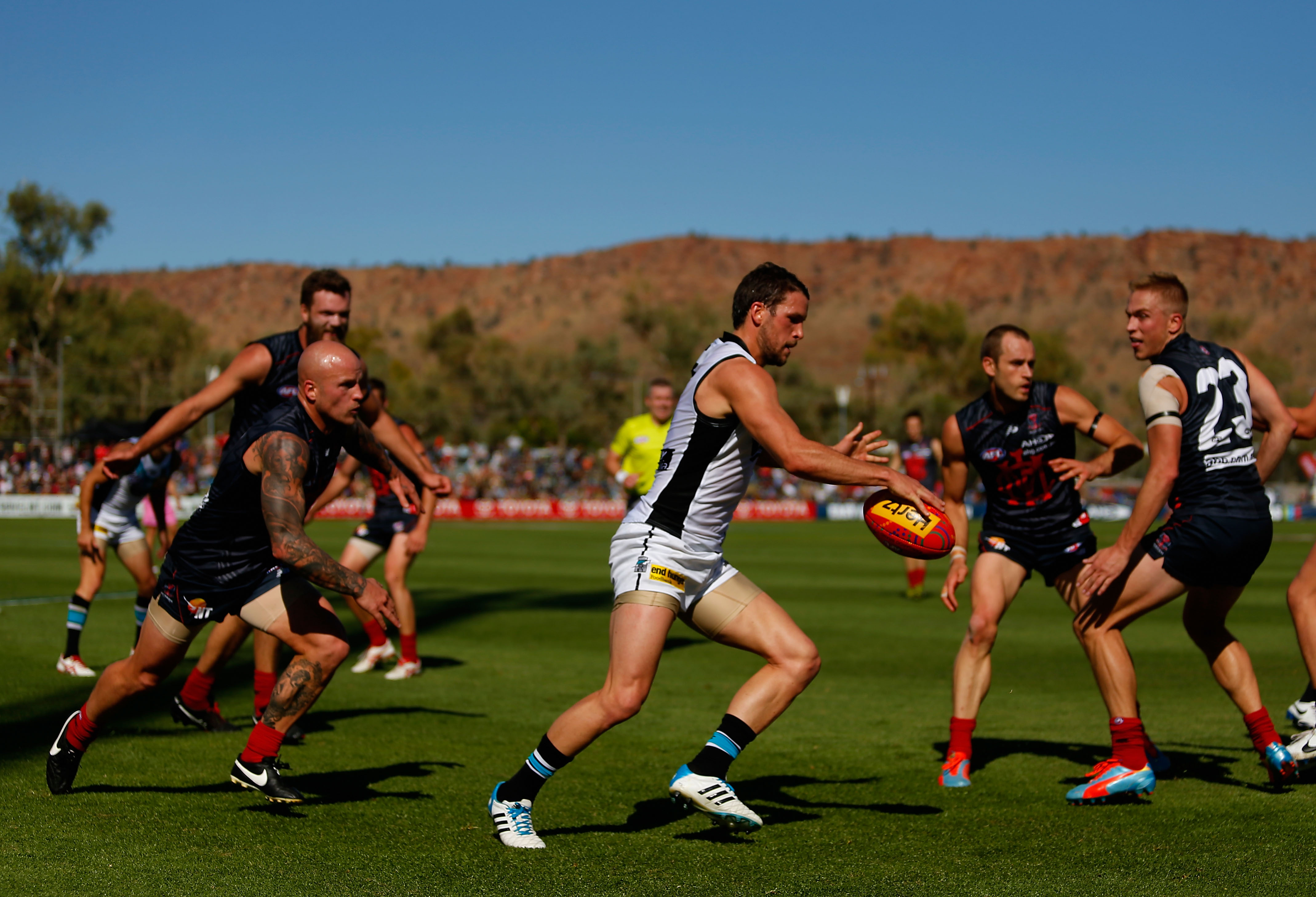 Preview: Port Adelaide v Melbourne at TIO Traeger Park Oval