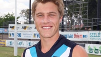 PTV: Sam Colquhoun does the handball drill