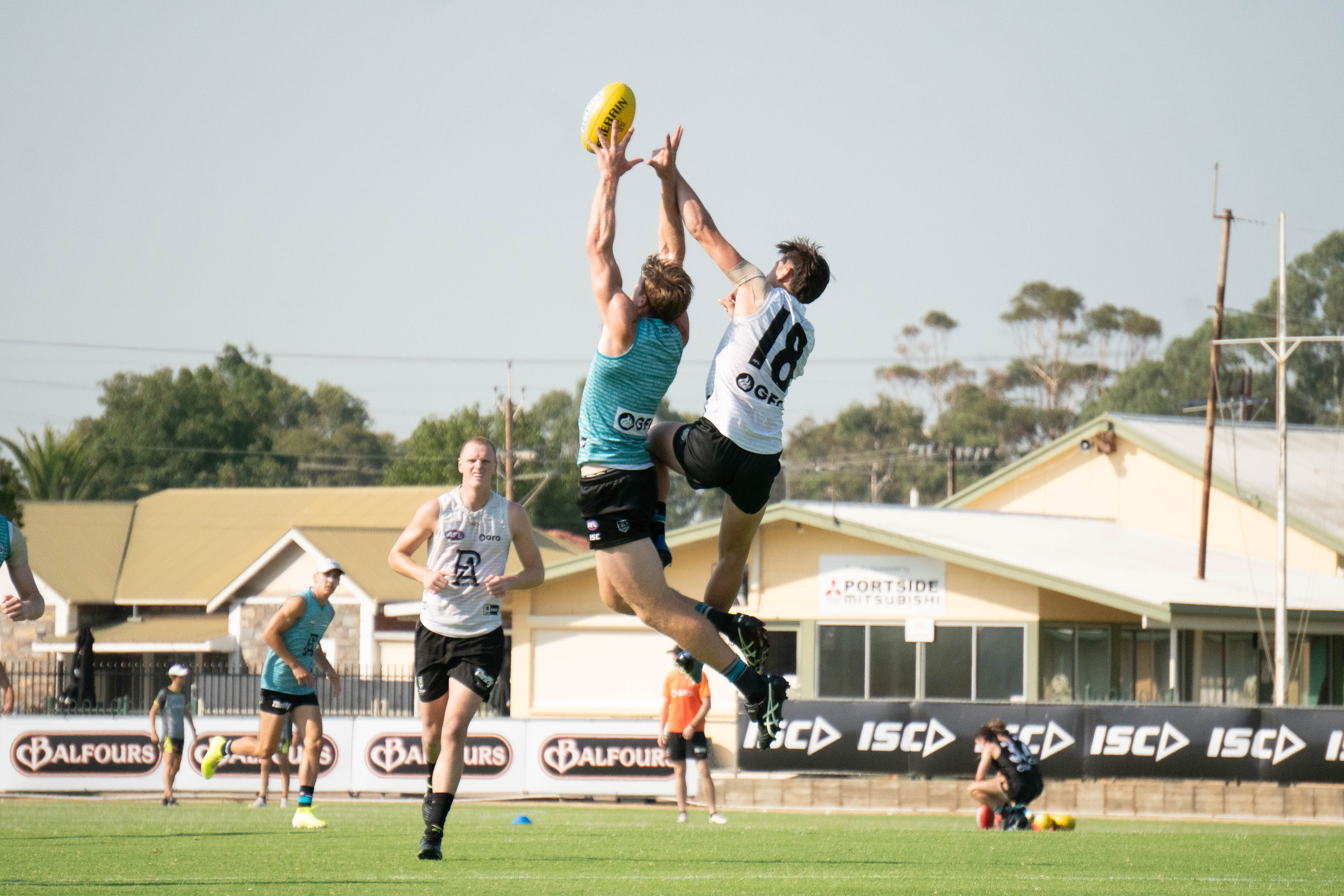 Photo Gallery: Training, Feb 10