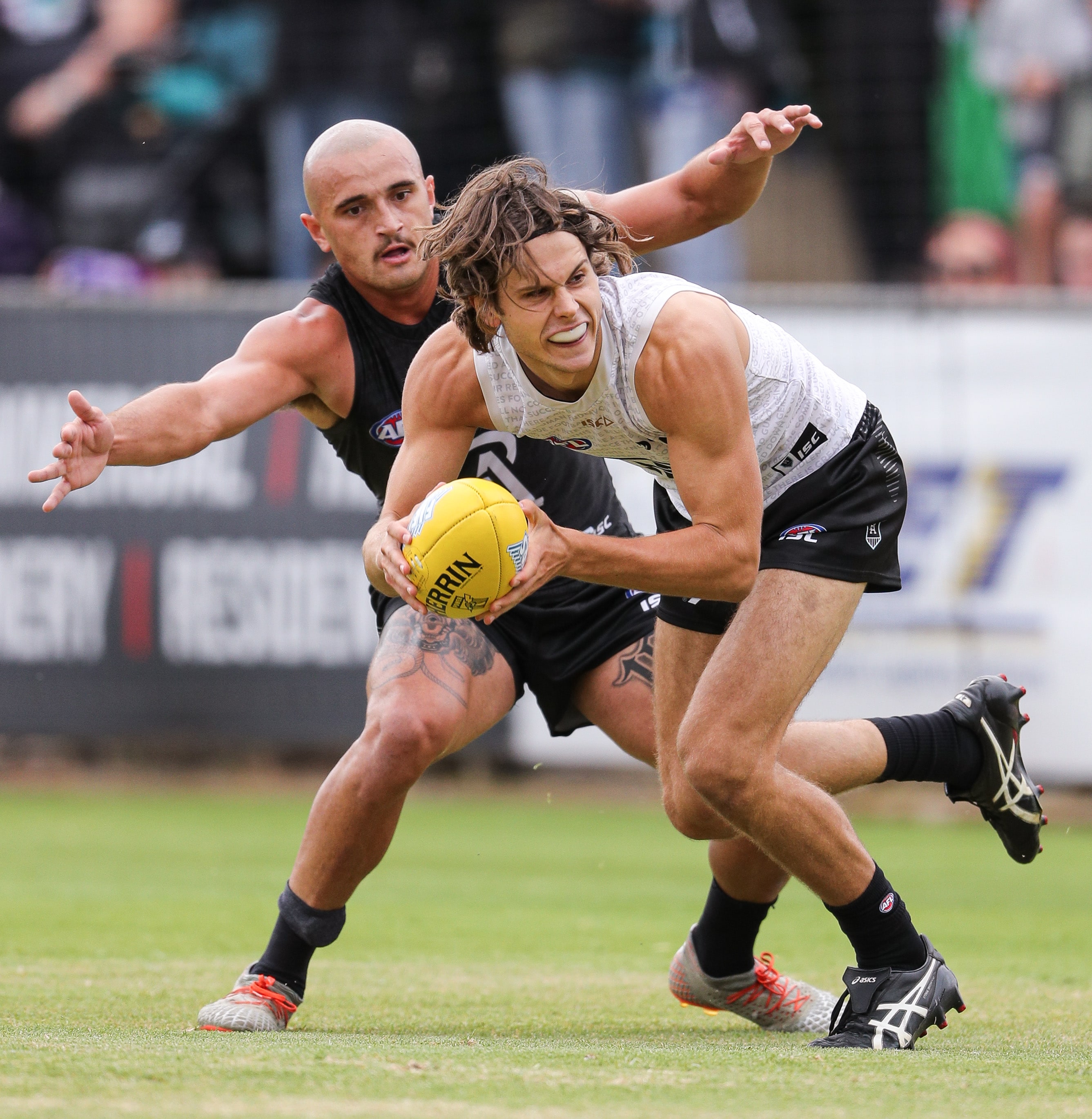 Grundy to miss start of season