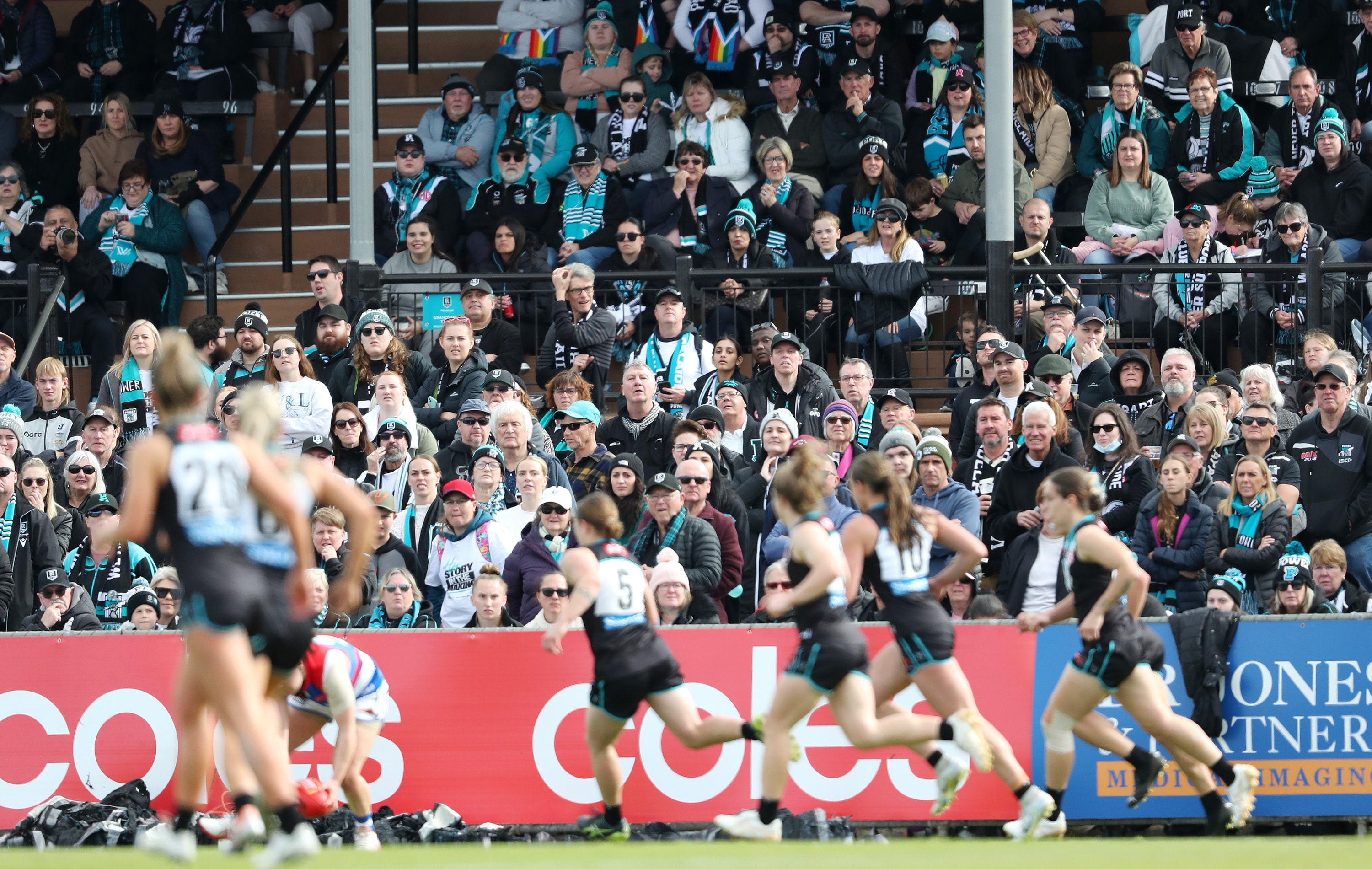 Change to Alberton Oval capacity