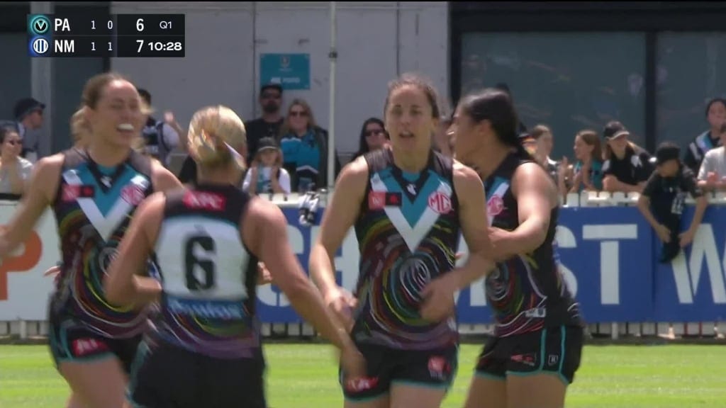 Foley fools all with stunning long-range bomb | PTV