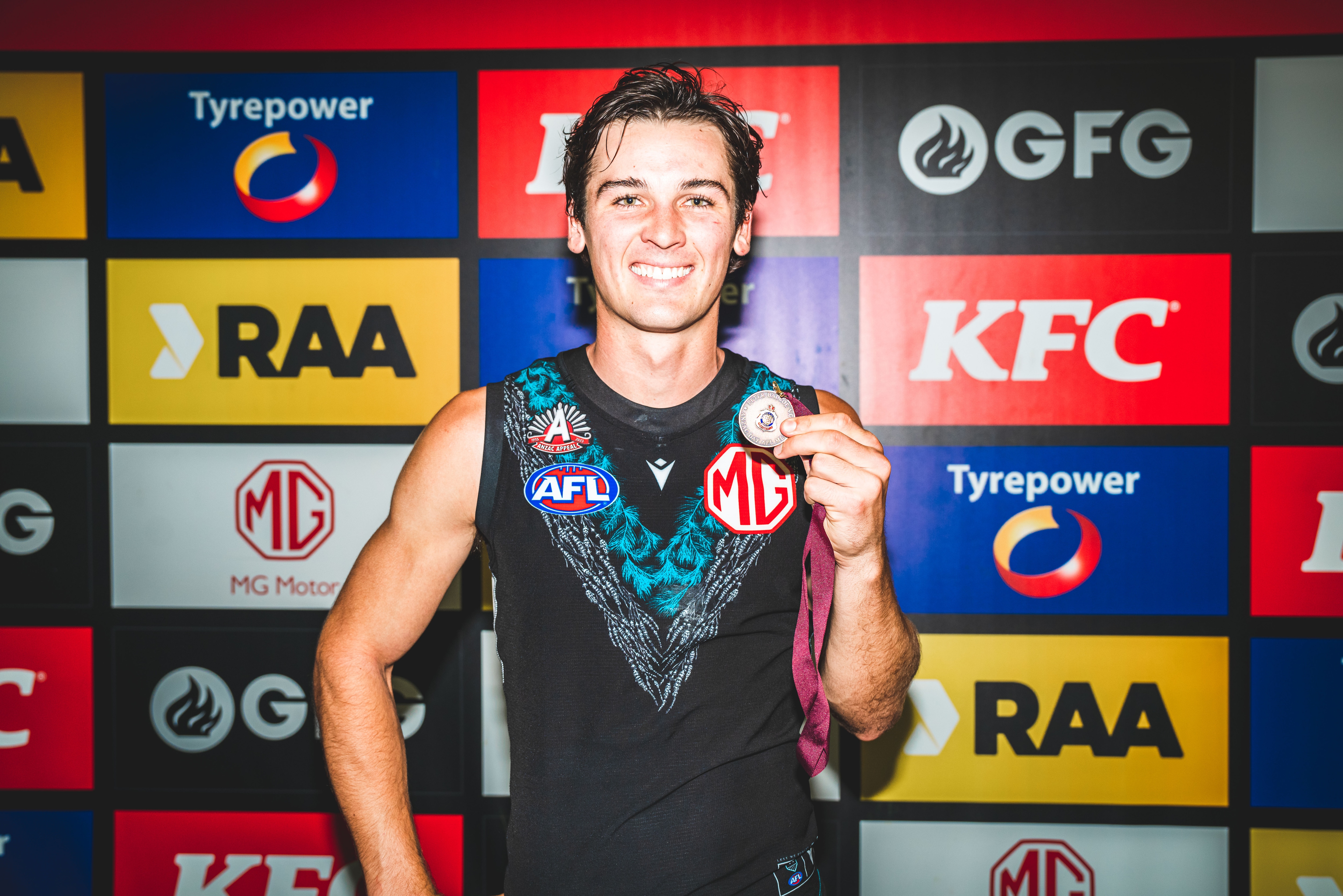 Rozee claims second consecutive Peter Badcoe VC Medal