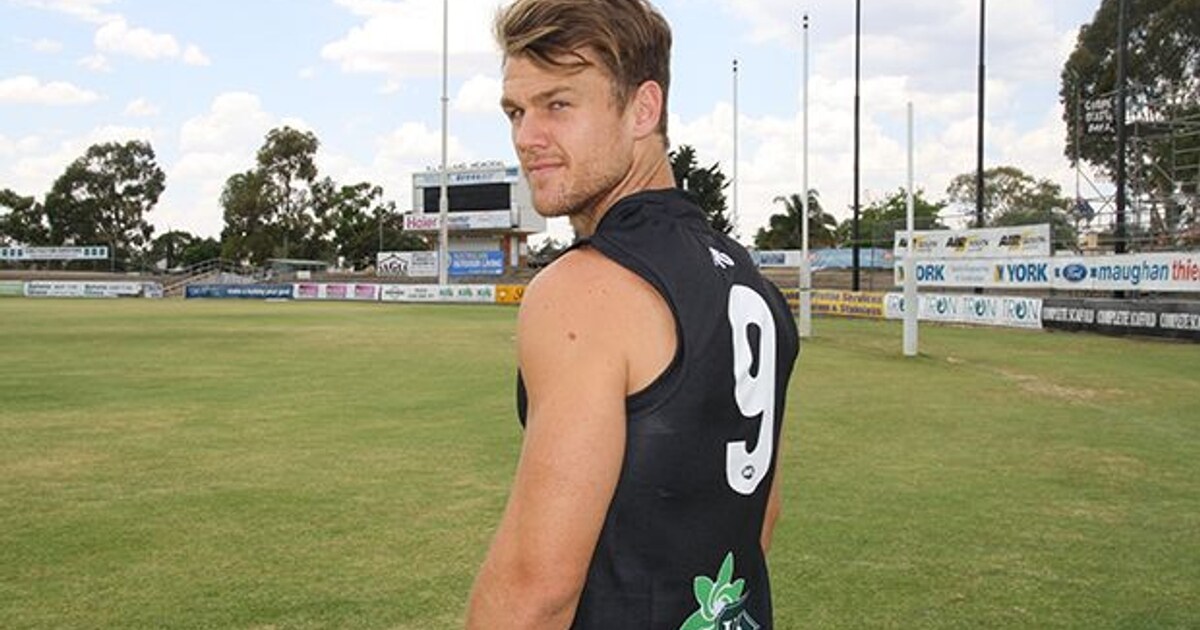 Robbie starts his 'ninth' life