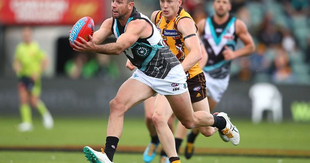 Matthew Broadbent to take leave of absence