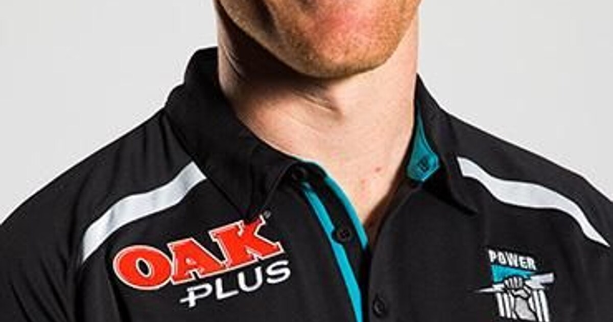 Development coach Aaron Greaves wins Phil Walsh Memorial Scholarship