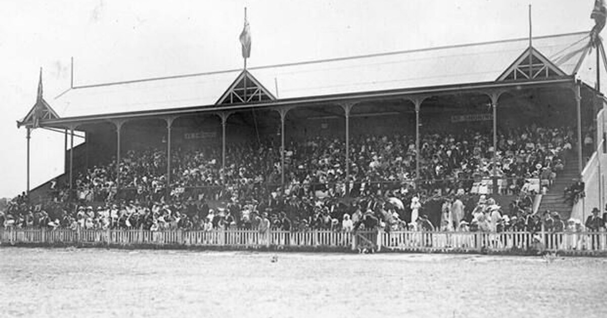 Women's football at Alberton Oval - over 100 years of history