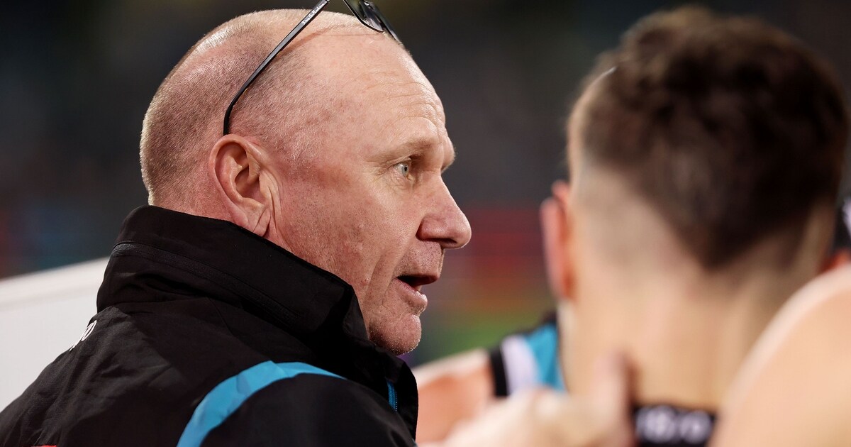 Hinkley praises defensive effort against Giants